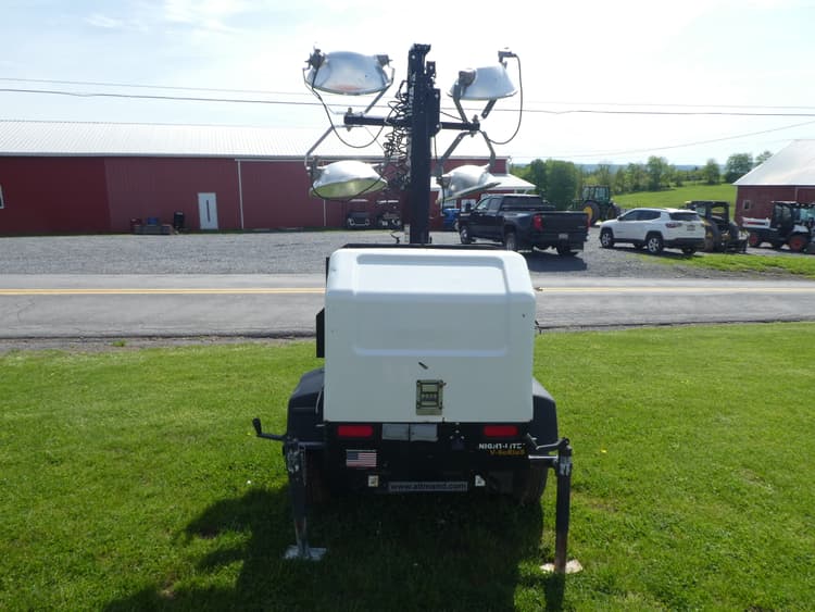 Allmand Night-Lite V-Series Construction Light Towers for Sale ...
