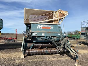 SOLD - Amadas 9997 Lot No. 113-MHA Combines with --- Hrs | Tractor Zoom
