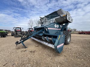 SOLD - Amadas AR2200 Lot No. 9 Combines with --- Hrs | Tractor Zoom