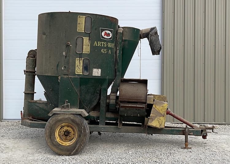 Art's Way 425A Hay and Forage Grinders/Mixers for Sale | Tractor Zoom