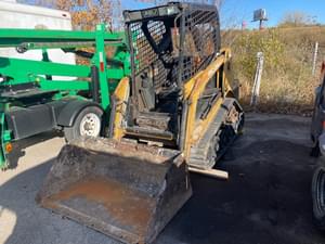 SOLD - ASV RC30 Lot No. 1158 Construction with 1,104 Hrs | Tractor Zoom