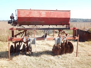 SOLD - ATHENS 160 LEVEE DISK WITH HYDRAULIC SEEDER Tillage | Tractor Zoom