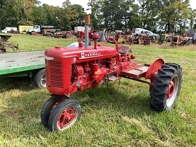 Farmall B Tractors Less than 40 HP for Sale | Tractor Zoom