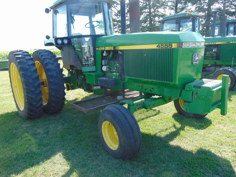 John Deere 4555 Tractors 100 to 174 HP for Sale | Tractor Zoom