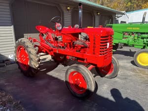 SOLD - 1948 Leader D Lot No. 44243 Tractors with 31 HP | Tractor Zoom