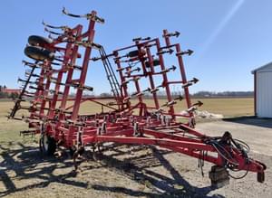 SOLD - Wil-Rich 3400 Lot No. 1649338 Tillage with 33 ft | Tractor Zoom