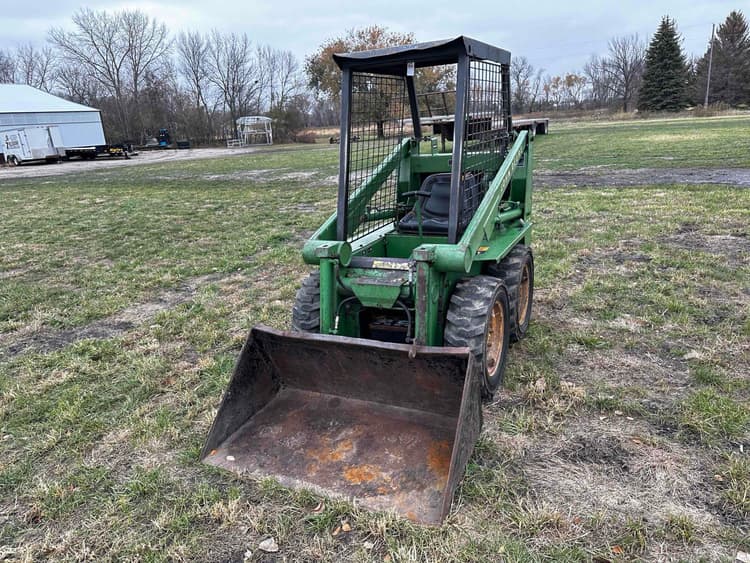 John Deere 90 Construction Skid Steers for Sale | Tractor Zoom