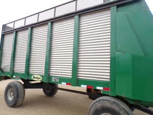 SOLD - Badger 1250 Lot No. 32663 Harvesting | Tractor Zoom