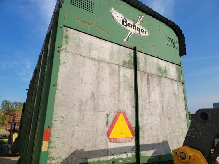 Badger BN950 Harvesting Forage Wagons for Sale | Tractor Zoom