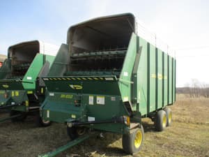 SOLD - Badger BN1050 Lot No. 1702 Harvesting | Tractor Zoom