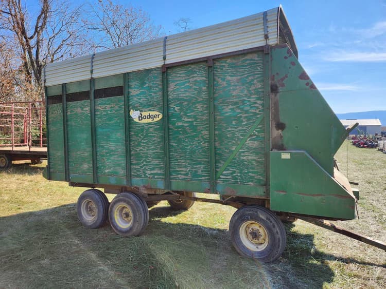 Badger BN950 Harvesting Forage Wagons for Sale | Tractor Zoom