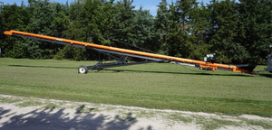 SOLD - Batco 1565 Harvesting with 65 Ft | Tractor Zoom