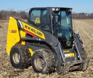 SOLD - New Holland L321 Construction with 1,354 Hrs | Tractor Zoom