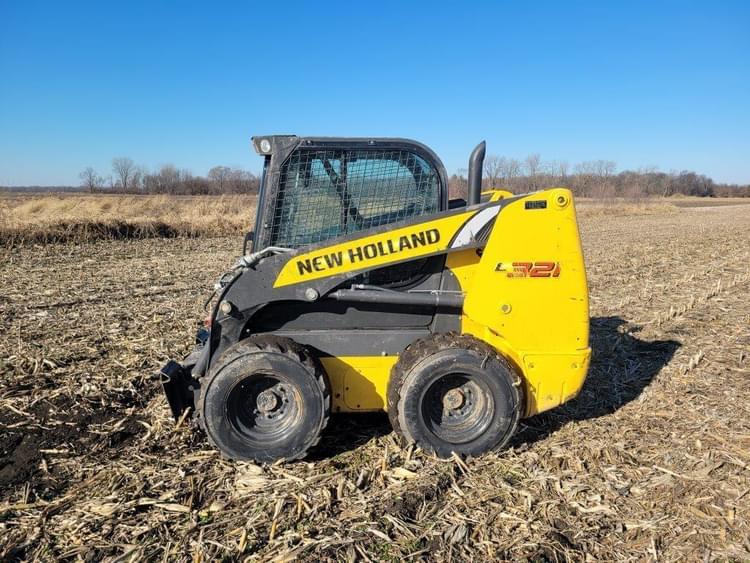 New Holland L321 Construction Skid Steers for Sale | Tractor Zoom