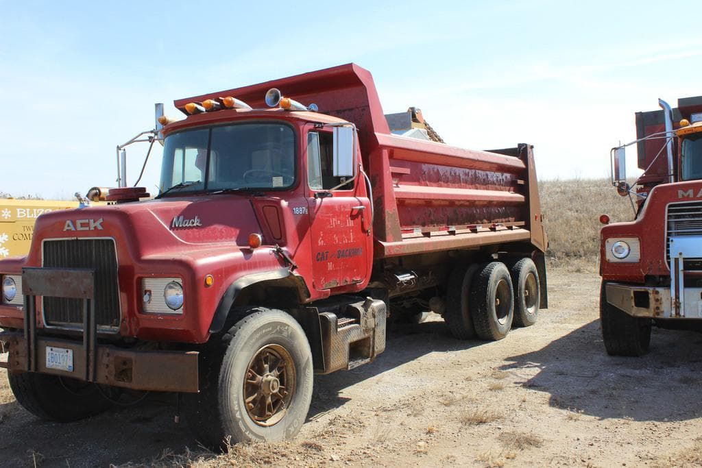 1986 Mack MR688S Other Equipment Trucks for Sale | Tractor Zoom