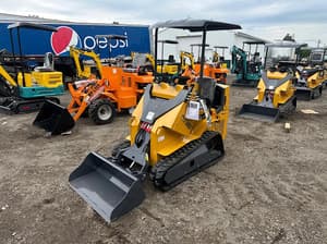 SOLD - BISONTEK BT360 Lot No. 720 Construction with --- Hrs | Tractor Zoom