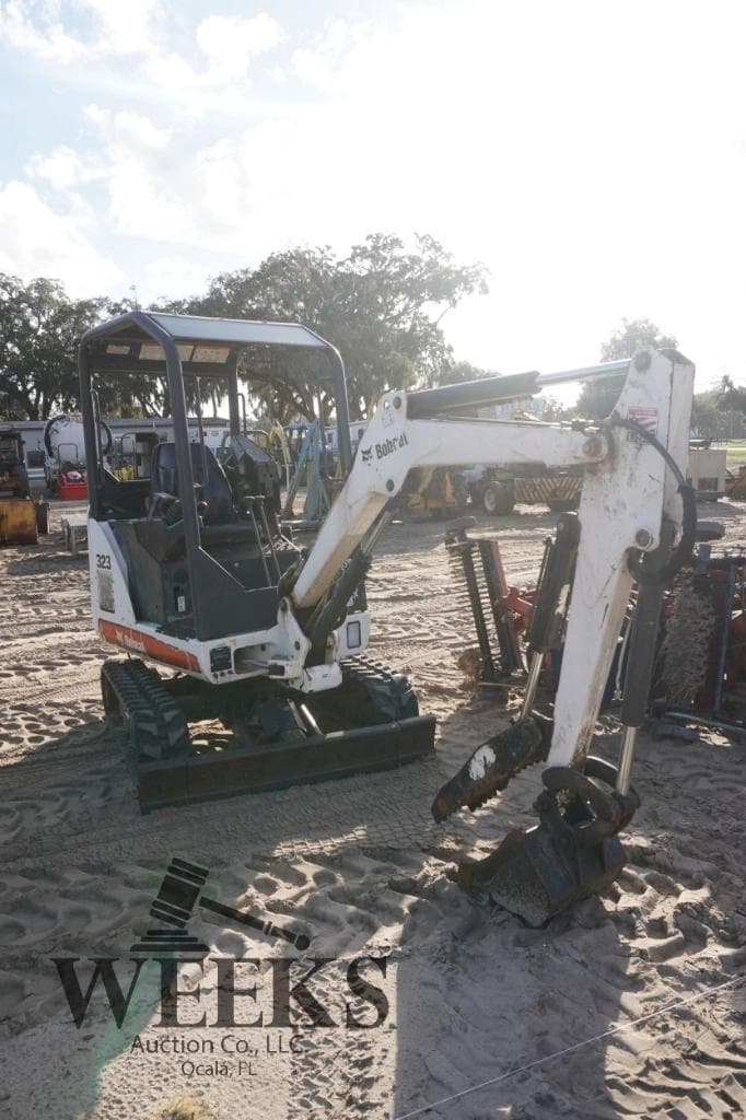 SOLD - Bobcat 323 Construction Compact Excavators | Tractor Zoom