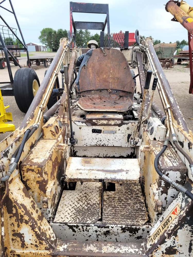 Bobcat 500 Construction Skid Steers for Sale | Tractor Zoom