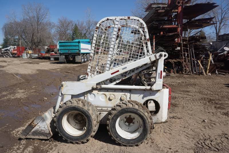 Bobcat 600 Construction Skid Steers for Sale | Tractor Zoom