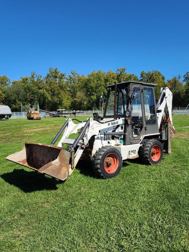 Bobcat B250T Construction Backhoe Loaders for Sale | Tractor Zoom