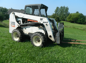 SOLD - Bobcat S220 Construction with 7,329 Hrs | Tractor Zoom