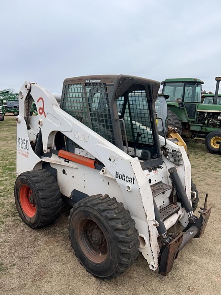 Bobcat S250 Construction Skid Steers for Sale | Tractor Zoom