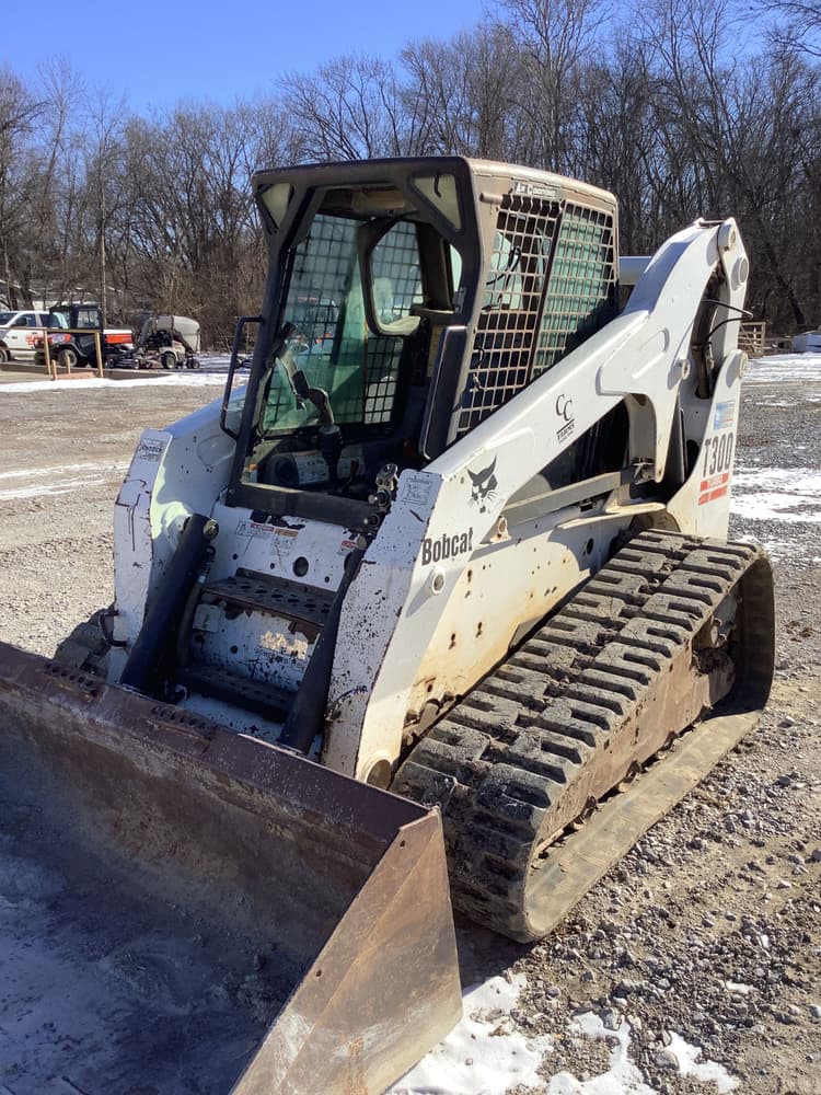 Bobcat T300 Construction Compact Track Loaders for Sale | Tractor Zoom