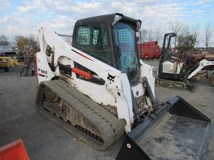 Bobcat T750 Construction Compact Track Loaders for Sale | Tractor Zoom
