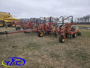 SOLD - Bourgault 2115 Lot No. 114588 Planting with --- In | Tractor Zoom