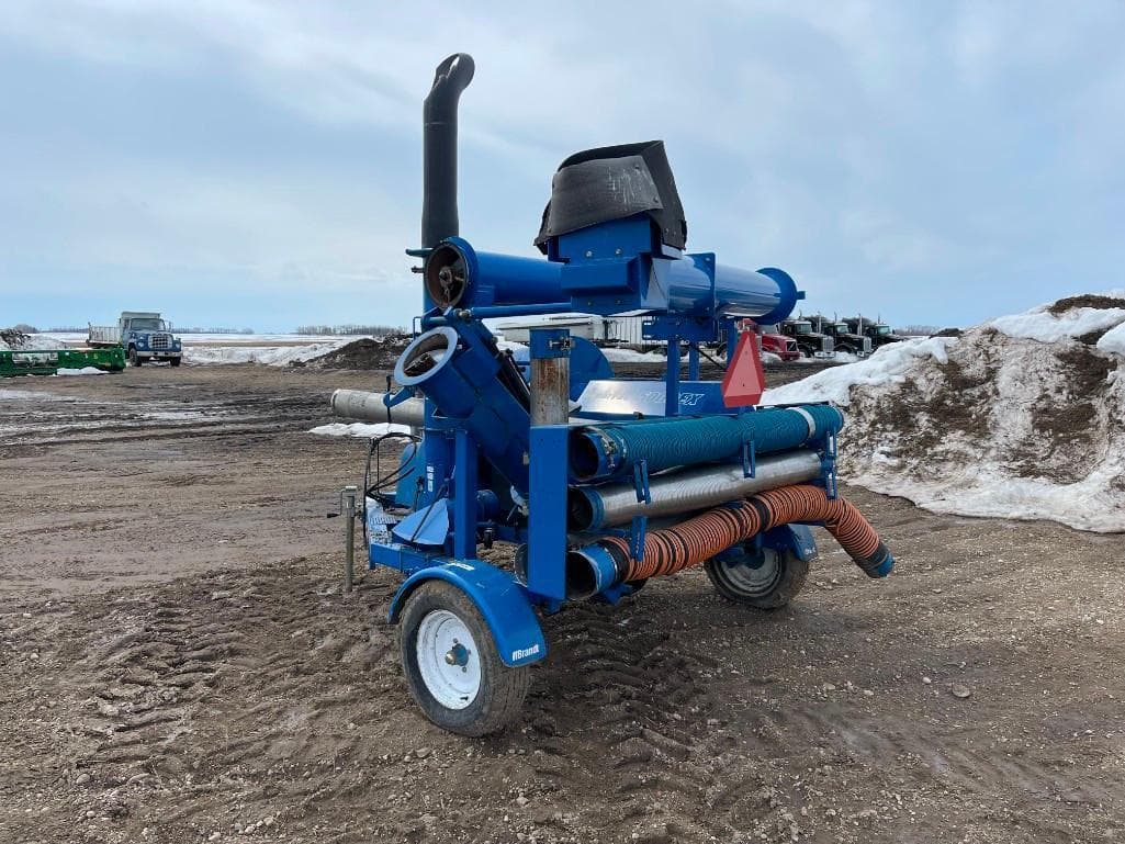 Brandt 5000EX Harvesting Grain Vacuums for Sale | Tractor Zoom