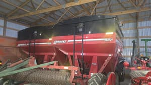 Brent 557 Stock No. 240365305 Harvesting For Sale with 550 Bu | Tractor Zoom