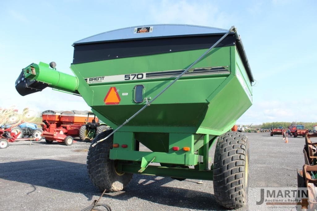 Brent 570 Harvesting Grain Carts for Sale | Tractor Zoom