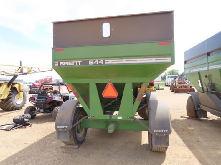 Brent 644 Harvesting Gravity Wagons for Sale | Tractor Zoom