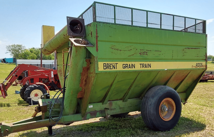 Brent Grain Train 400A Harvesting Grain Carts for Sale | Tractor Zoom