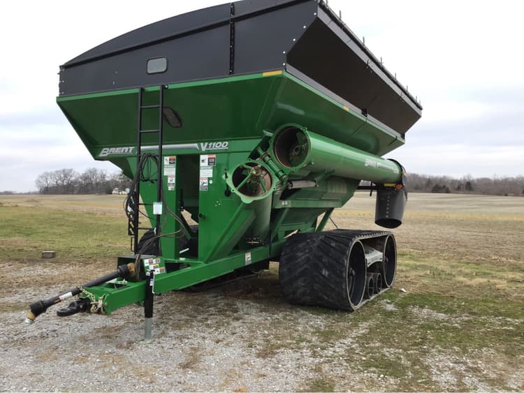 Brent V1100 Harvesting Grain Carts for Sale | Tractor Zoom