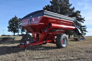 SOLD - Brent V800 Lot No. 5567 Harvesting | Tractor Zoom