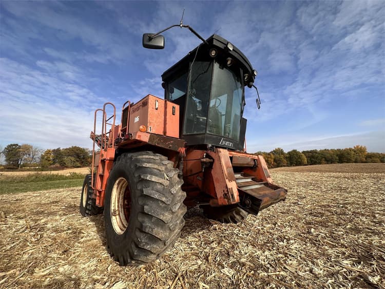 Byron 8400 Harvesting Forage Harvesters - Self Propelled for Sale ...
