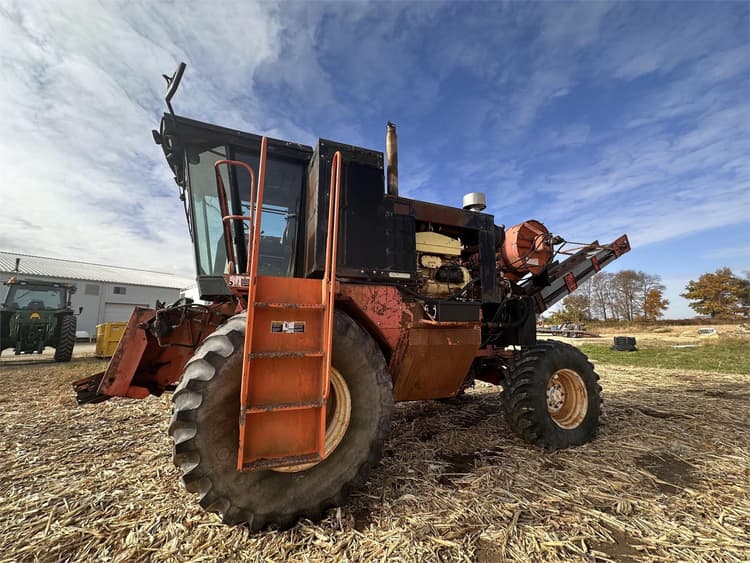 Byron 8400 Harvesting Forage Harvesters - Self Propelled for Sale ...