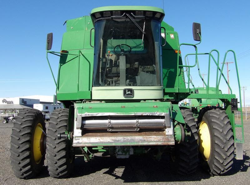1998 John Deere 9610 Combines Class 6 for Sale | Tractor Zoom