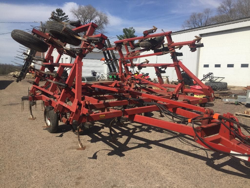 Case IH 4800 Tillage Field Cultivators for Sale | Tractor Zoom