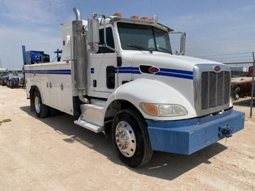 2011 Peterbilt 337 Other Equipment Trucks for Sale | Tractor Zoom