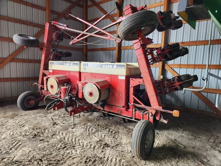 Case IH 955 Cyclo Air Planting Planters for Sale | Tractor Zoom