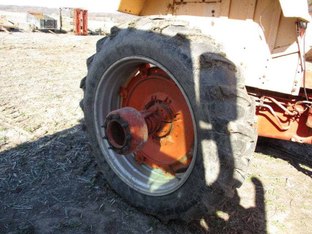 J.I. Case 1070 Tractors 100 to 174 HP for Sale | Tractor Zoom