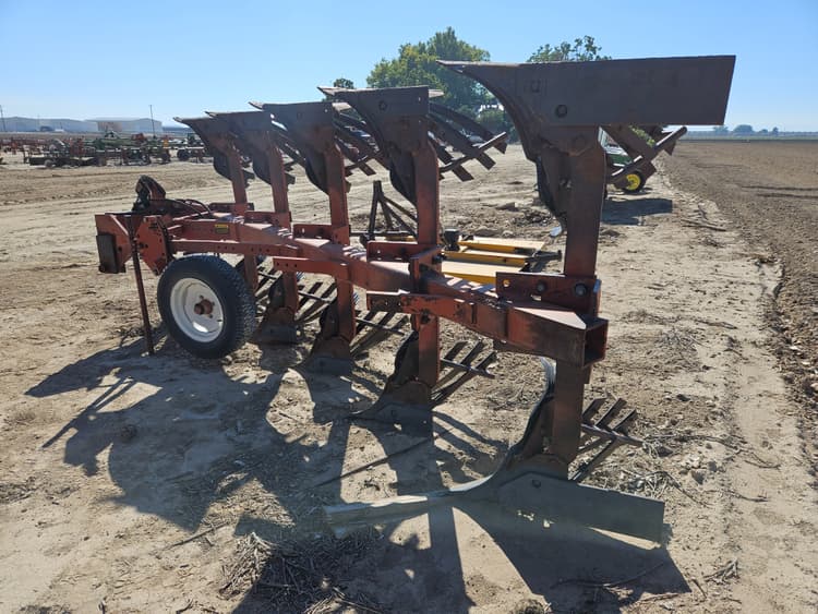 Case IH 145 Tillage Plows for Sale | Tractor Zoom