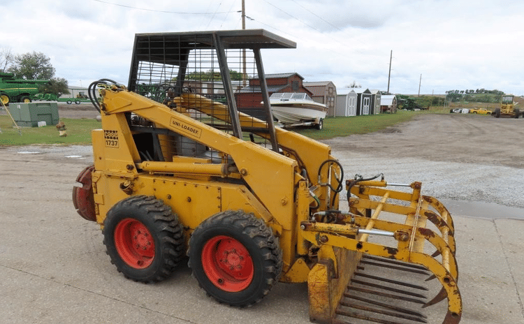 Case 1737 Construction Skid Steers for Sale | Tractor Zoom