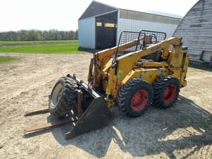 Case 1737 Lot No. 1605 Construction For Sale with 1,035 Hrs | Tractor Zoom