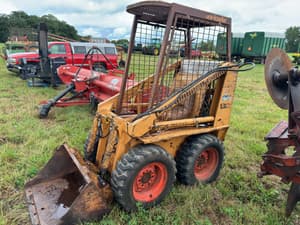 SOLD - Case 1816C Lot No. 37945 Construction with 2,245 Hrs | Tractor Zoom
