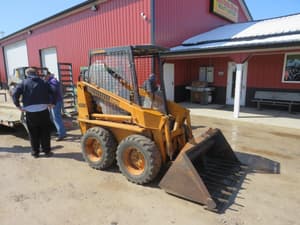 SOLD - Case 1830 Lot No. 913 Construction with --- Hrs | Tractor Zoom