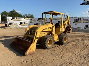 SOLD - Case 660 Lot No. 152765 Construction with 2,986 Hrs | Tractor Zoom