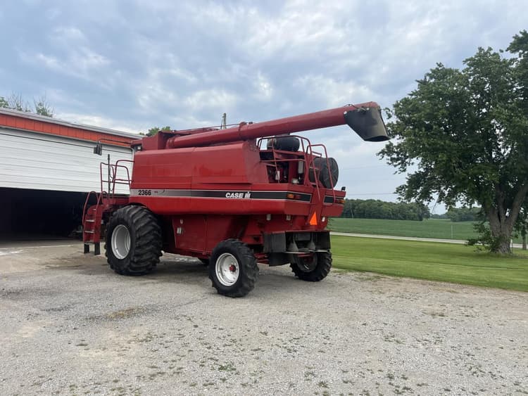 Case IH 2366 Combines Class 5 for Sale | Tractor Zoom